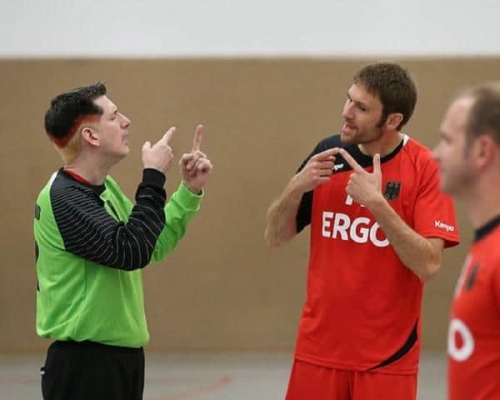 How Do Deaf Athletes Play Sports and Keep Their Cochlear Implants On ...